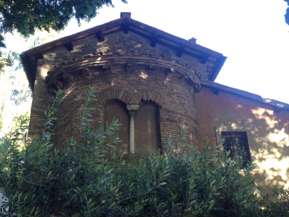 Un angolo di Medioevo a Roma: la Chiesa e il sotterraneo di Santa ...