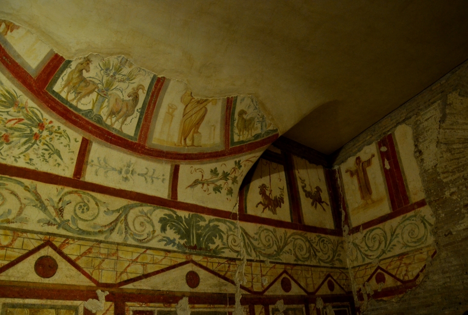 Gli incredibili sotterranei del colle Celio! - Visite Roma Sotterranea